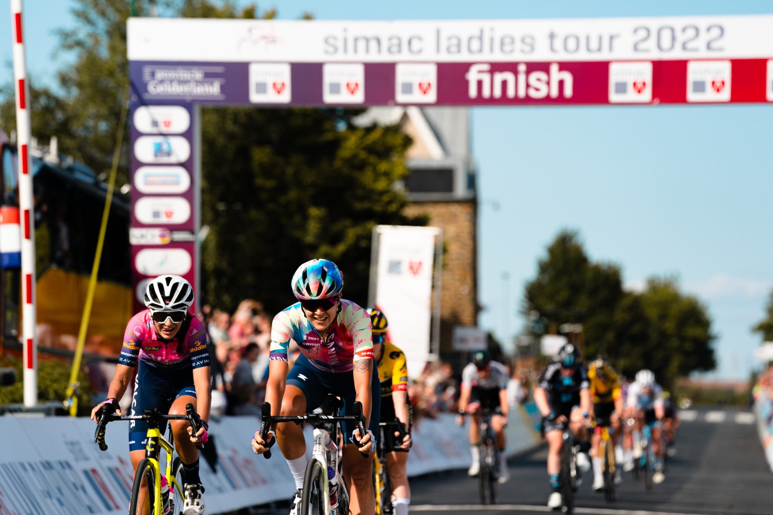 SORAYA TAKES 7TH AND GAINS VALUABLE GC SECONDS - WMNCYCLING