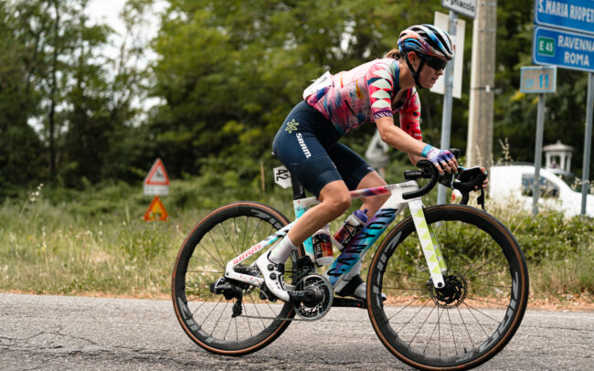 NEVE BRADBURY EXTENDS WITH CANYON//SRAM RACING - WMNCYCLING