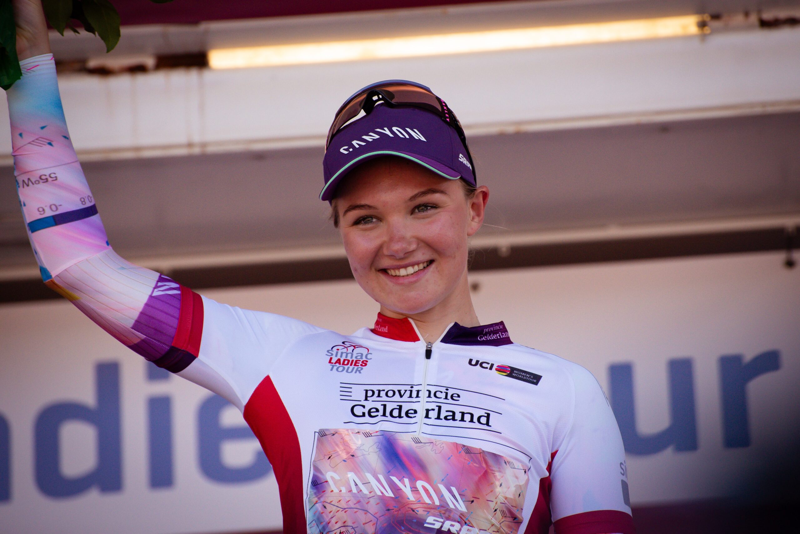 MAIKE LEADS THE BEST YOUNG RIDER CLASSIFICATION - WMNCYCLING