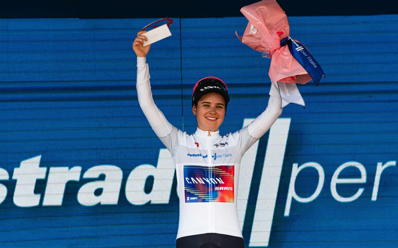 NEVE BRADBURY WINS BLOCKHAUS STAGE OF THE GIRO D'ITALIA - WMNCYCLING