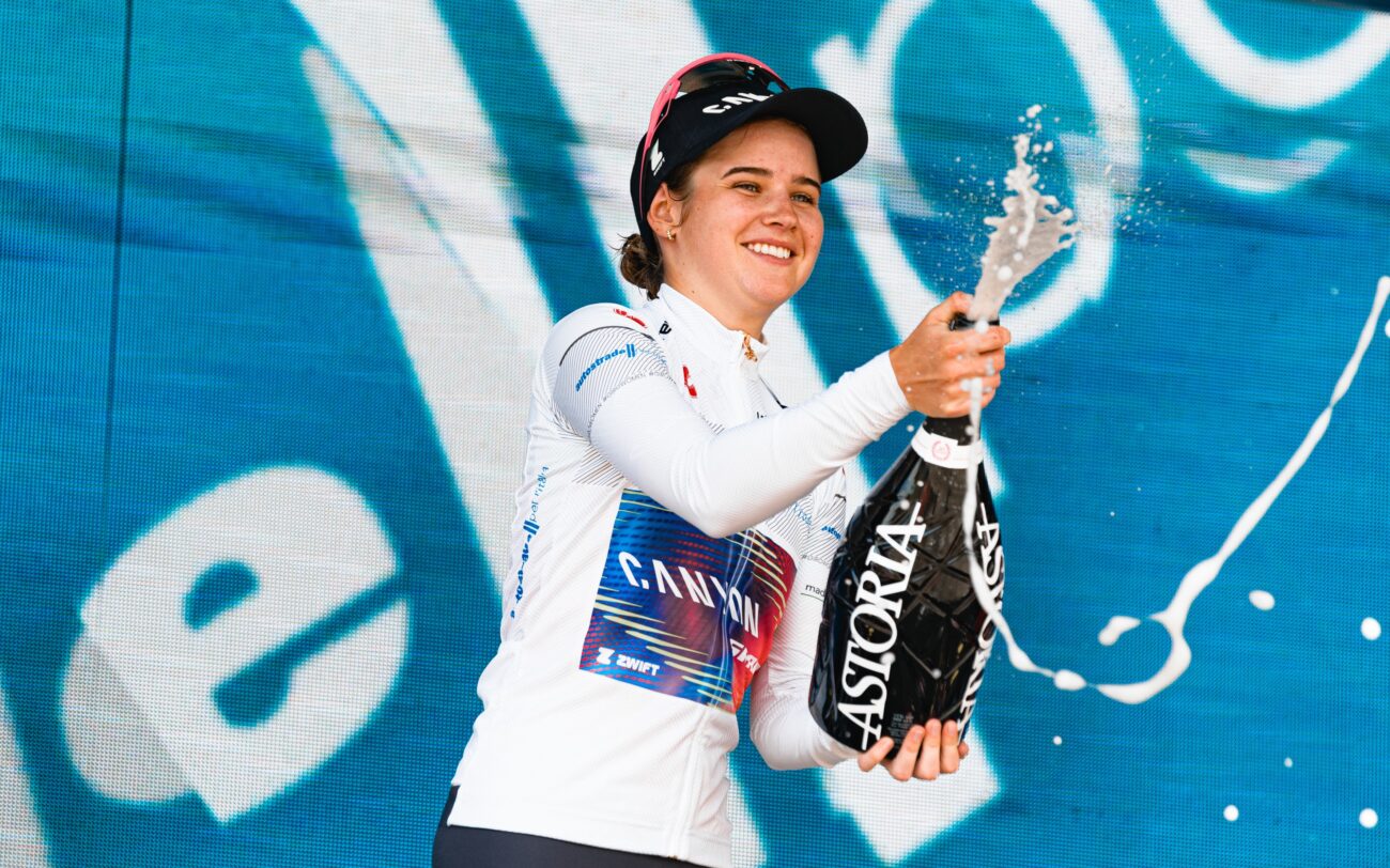 NEVE BRADBURY WINS BLOCKHAUS STAGE OF THE GIRO D'ITALIA - WMNCYCLING