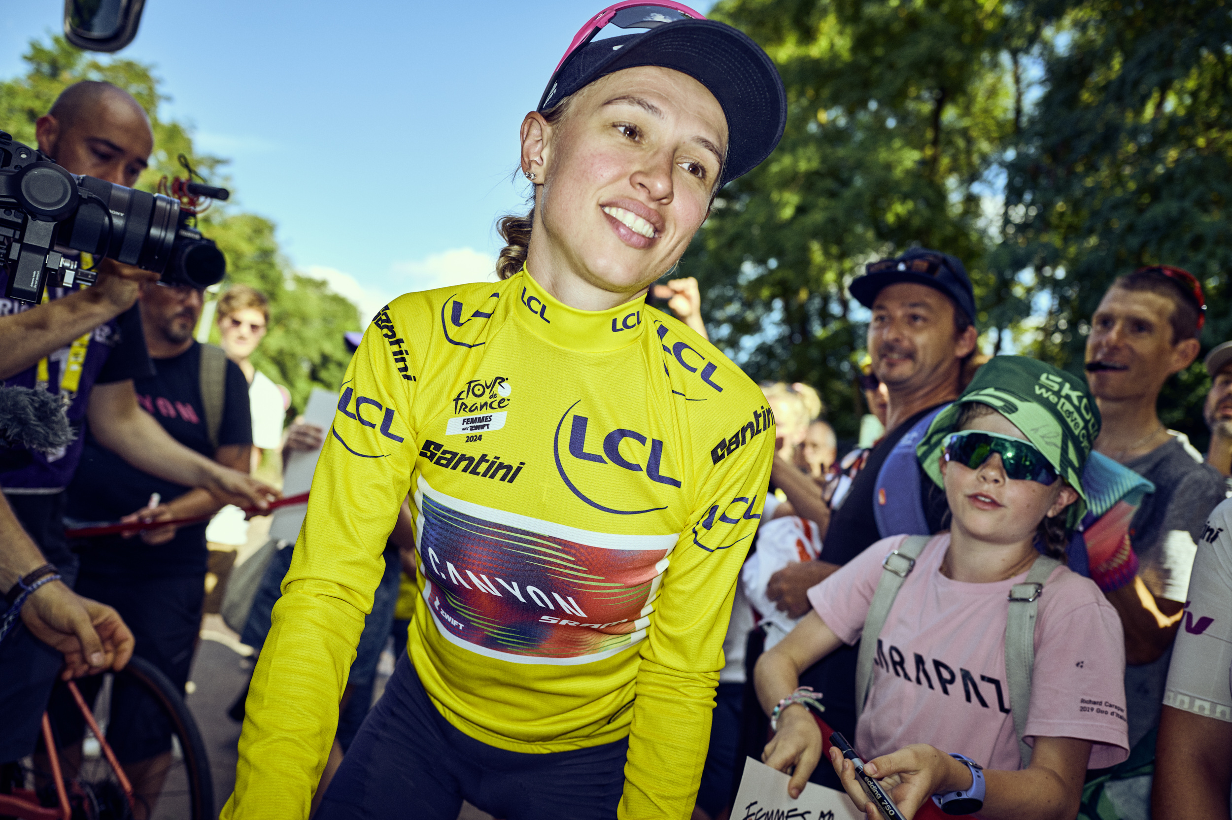 KASIA NIEWIADOMA IN YELLOW AT THE TOUR DE FRANCE FEMMES AVEC ZWIFT ...